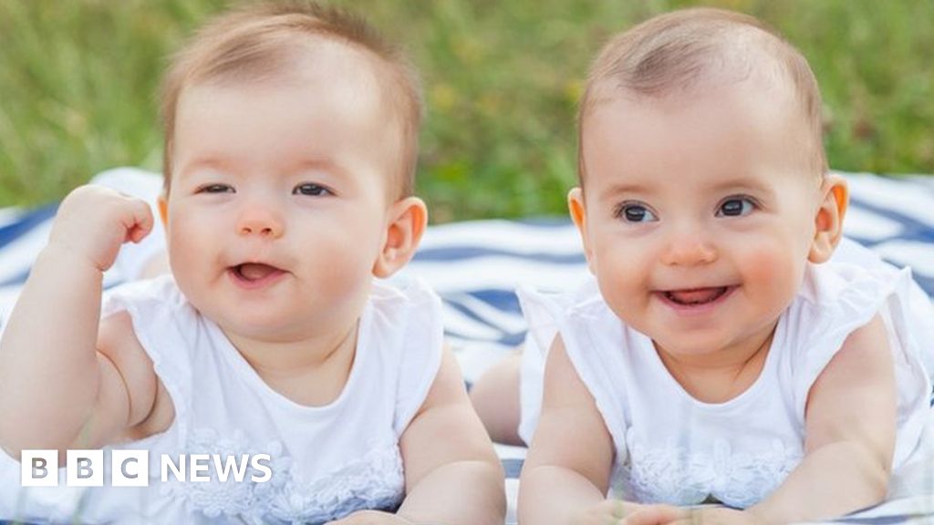 Scottish baby names: Olivia and Jack's reign continues - BBC News