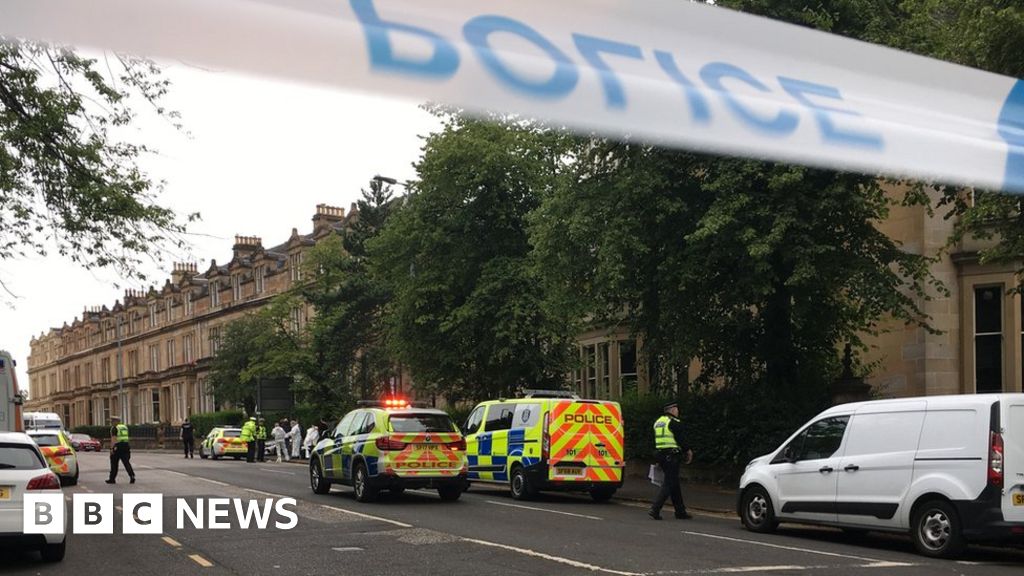 Man in court charged with Glasgow police officer murder bid