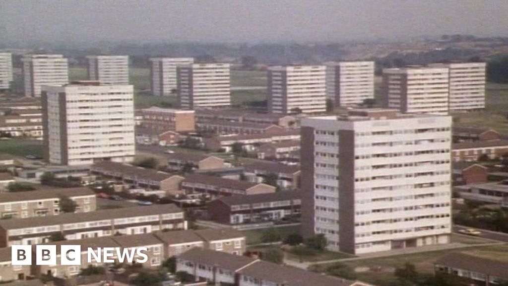 People power transforms 'civic pigsty' Castle Vale - BBC News