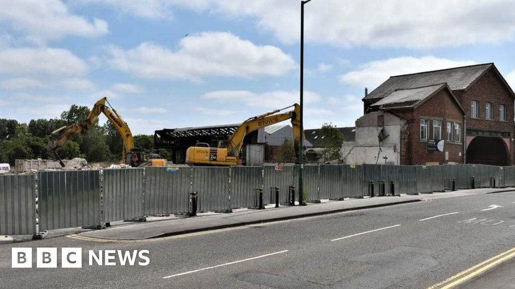 Chester-le-Street bus depot bulldozed after 110 years - BBC News