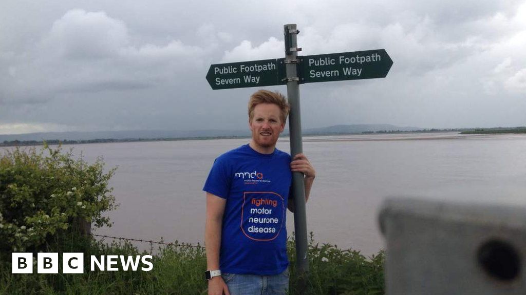 Cardiff man takes plunge to swim full length of Severn - BBC News