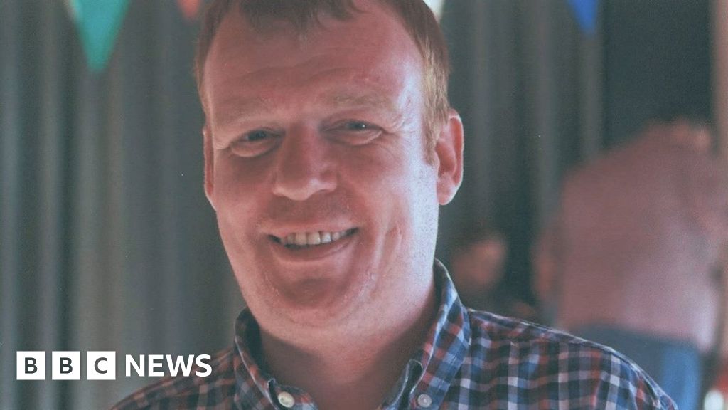 'Kind' Matthew Pearson dies two weeks after Blackpool street attack ...