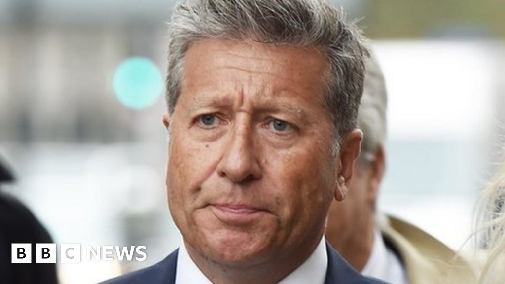 Neil Fox exploited fame to abuse fans, court told - BBC News