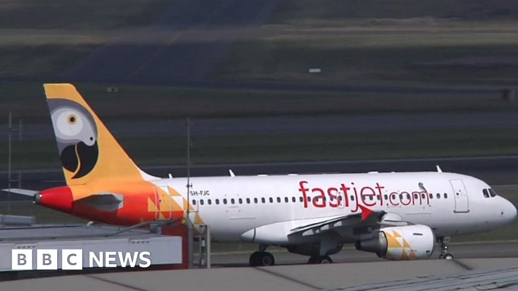 Fastjet chief leaves after intervention by Sir Stelios - BBC News