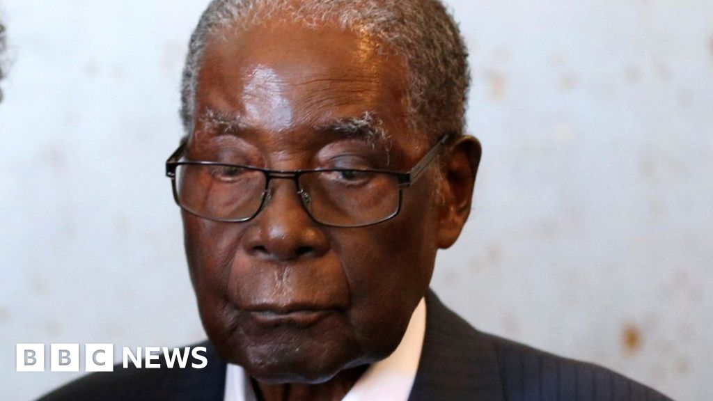 Ex-Zimbabwe President Mugabe 'unable to walk' - BBC News