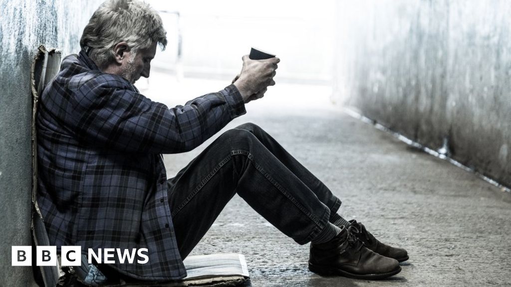 Reducing street homelessness a 'matter of urgency'