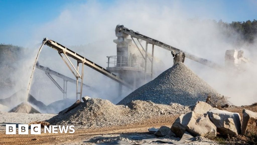 Concerns over scale of proposed new quarry in Leicestershire - BBC News