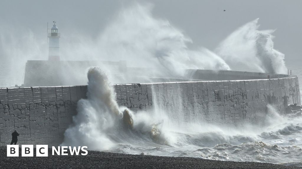 Dramatic videos show Storm Isha damage so far