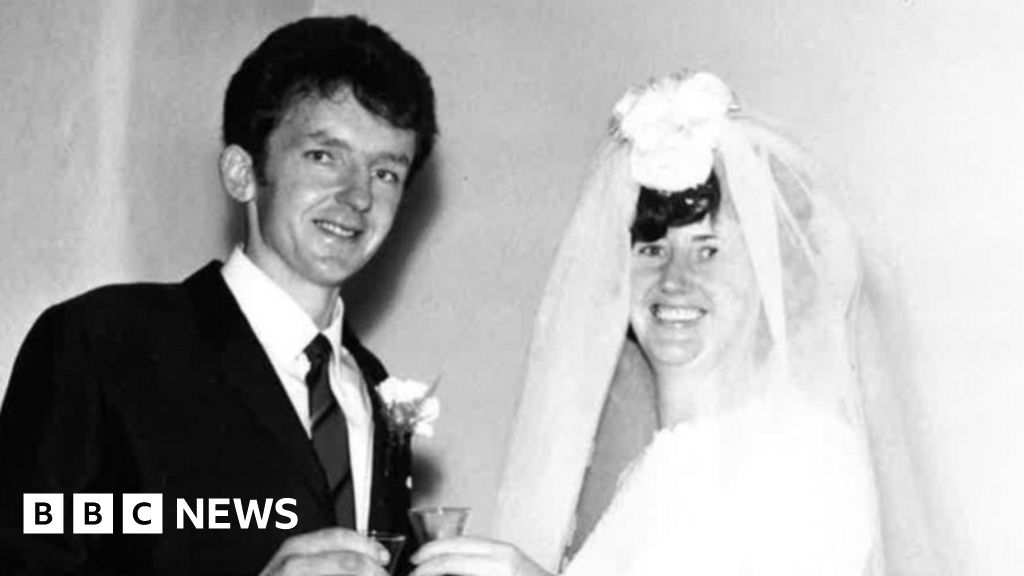 Husband's plea 10 years after wife's Northolt hit-and-run death - BBC News