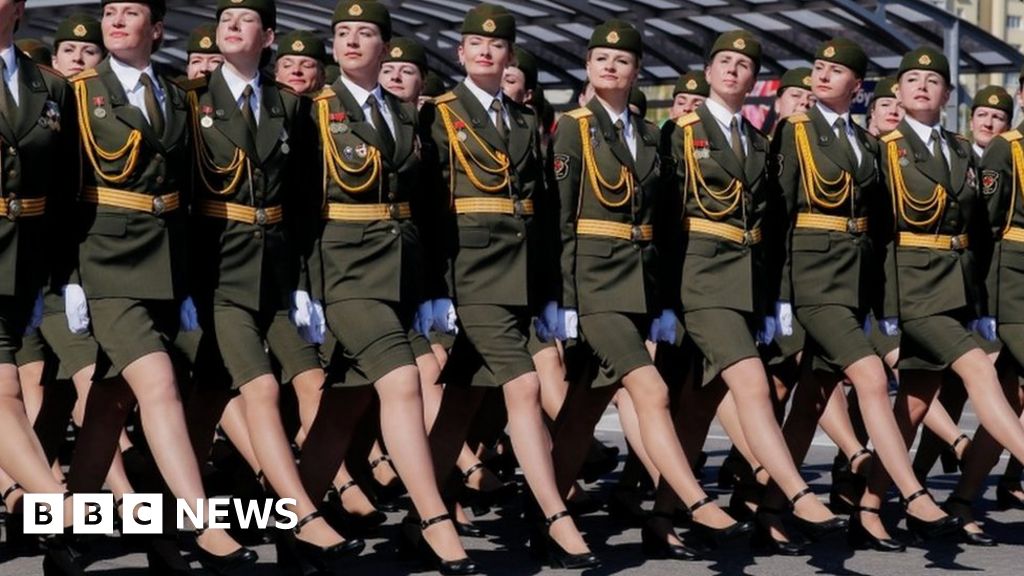 Coronavirus: Belarus WW2 parade defies pandemic and upstages Putin ...