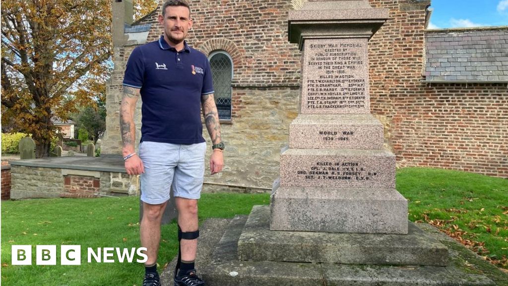 Soldier hit by IED determined to walk fiancée down aisle - BBC News