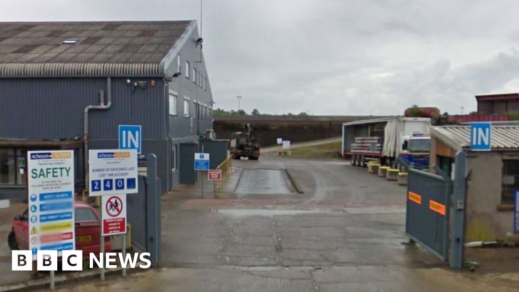 105 jobs at risk at Tyrone quarry firm