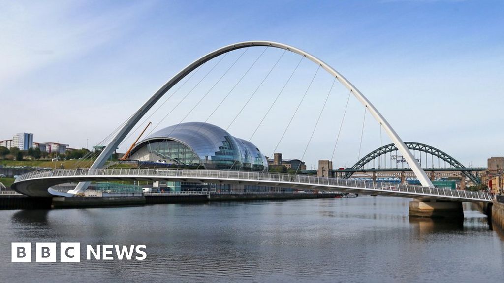 Gateshead Millennium Bridge's daily tilt faces axe over costs