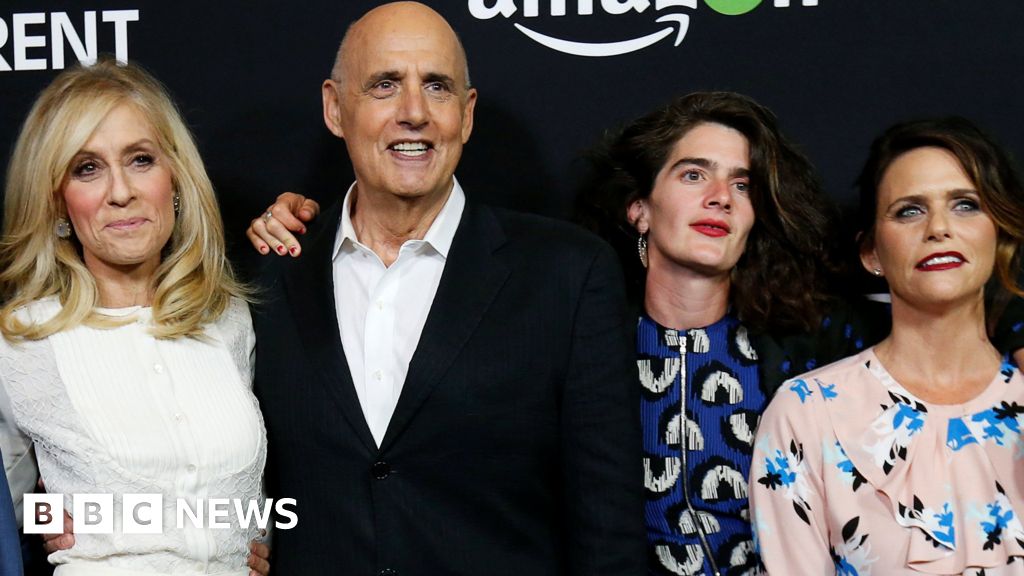 Amazon's Transparent to get fourth series - BBC News