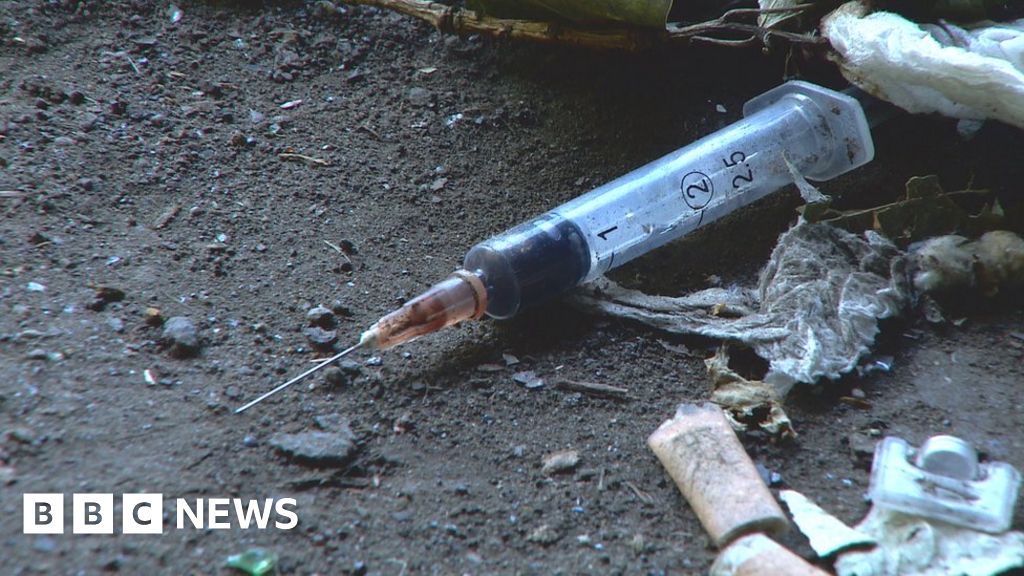 Mental illness and trauma blamed for rising drug deaths