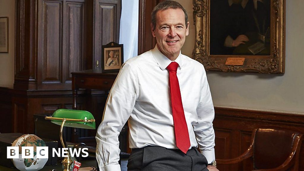 Chris Pincher: PM was briefed says Simon McDonald