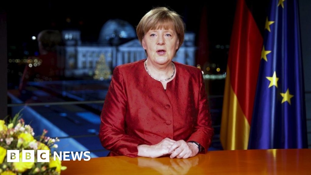 Migrant crisis: Merkel urges Germans to see 'opportunity' - BBC News
