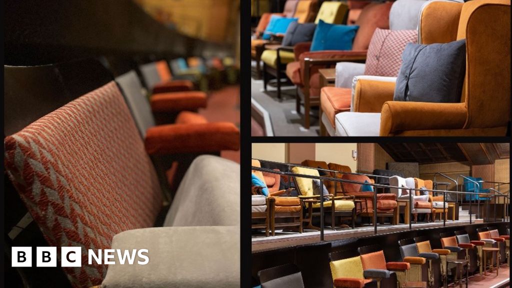 Clevedon: Unusual cinema balcony reopens after 50 years - BBC News