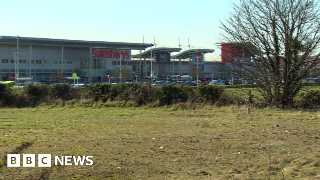 Sprucefield retail park sold to NewRiver for £40m - BBC News