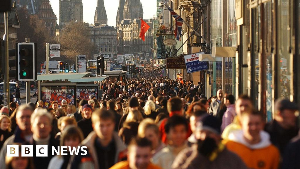 Falling working-age Scottish population prompts 'come home' call - BBC News