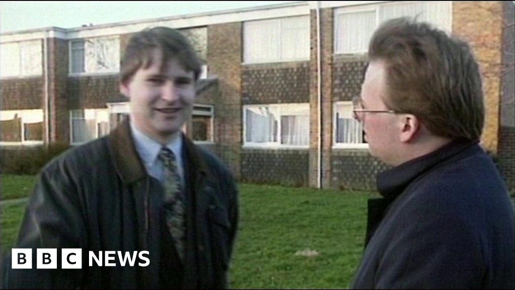Michael Crick on 1994 Eastleigh by-election Keith House interview - BBC ...