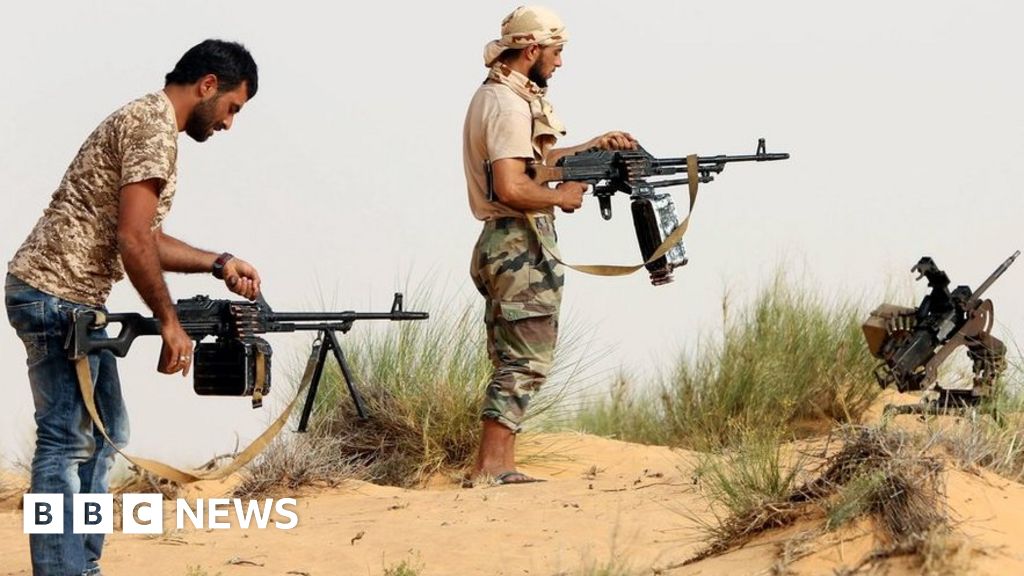 Weapons for sale on Facebook in Libya - BBC News