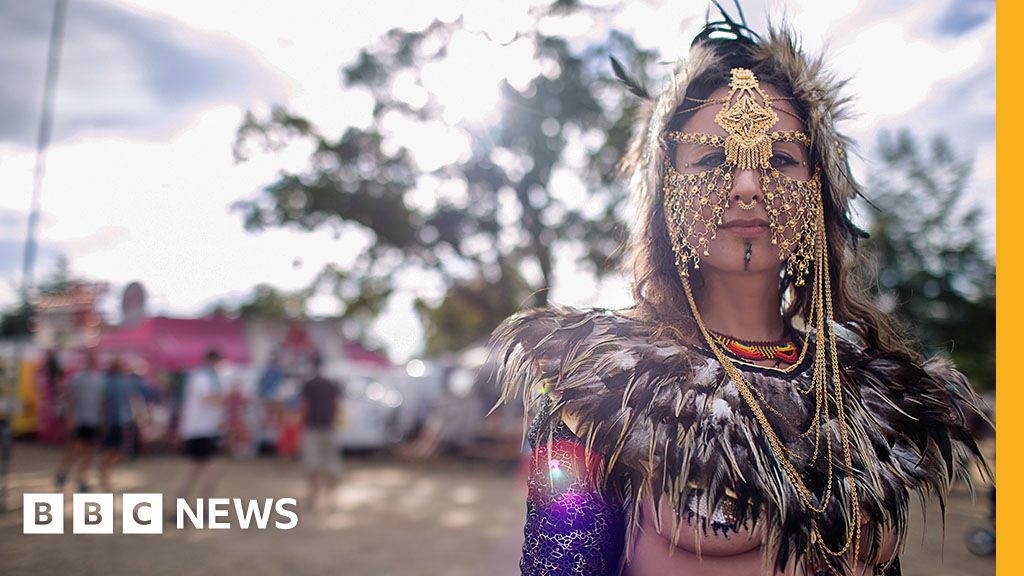 Whose problem is cultural appropriation? - BBC News