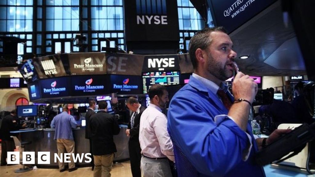 Global economy woes hit markets - BBC News