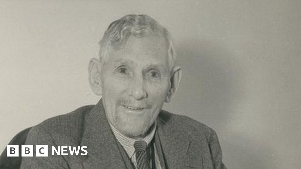 The stockman who built an Australian cattle empire - BBC News