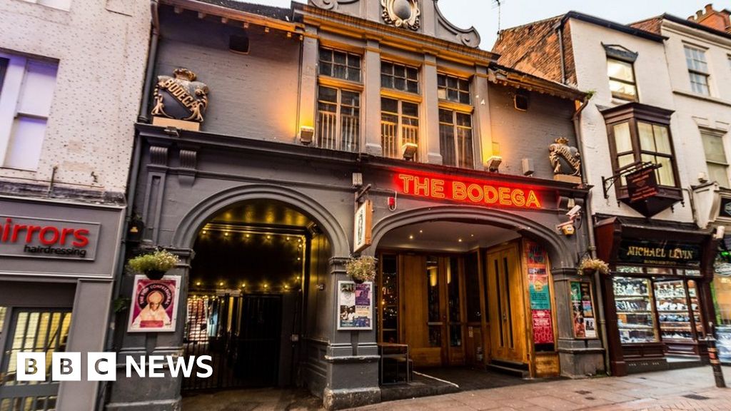 Bodega Social: From 'fighty pub' to beloved music venue - BBC News