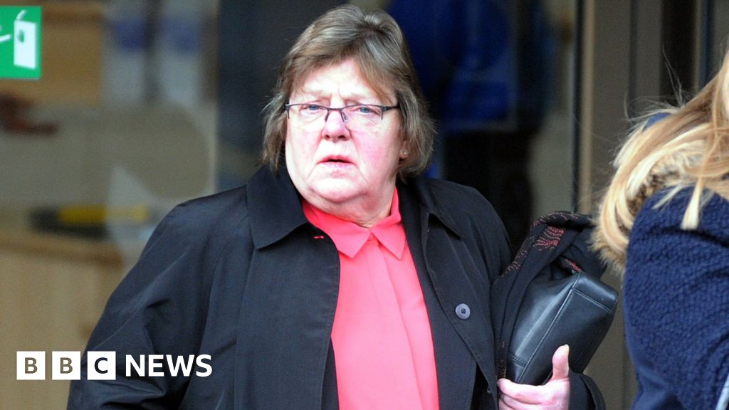 Murderer Sandra Bruce fails in bid to have jail term cut - BBC News