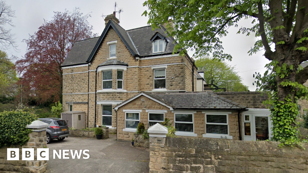 Mansfield: Inspectors find legionella bacteria at care home - BBC News