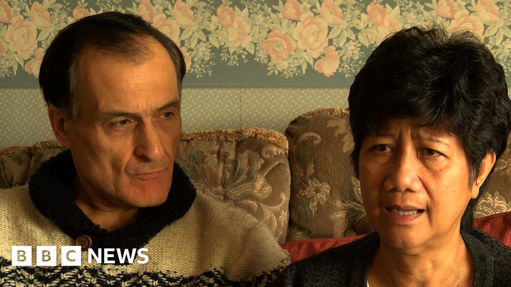 Joshua Caley: Isle of Man parents appeal over missing son - BBC News