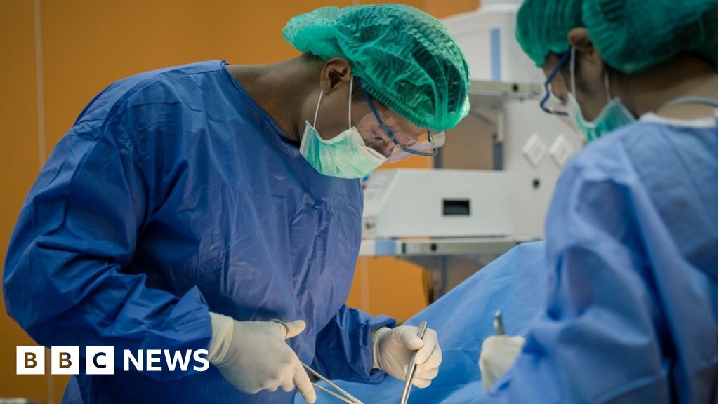 Covid-19: Surgeons say unspent Covid money could boost surgery
