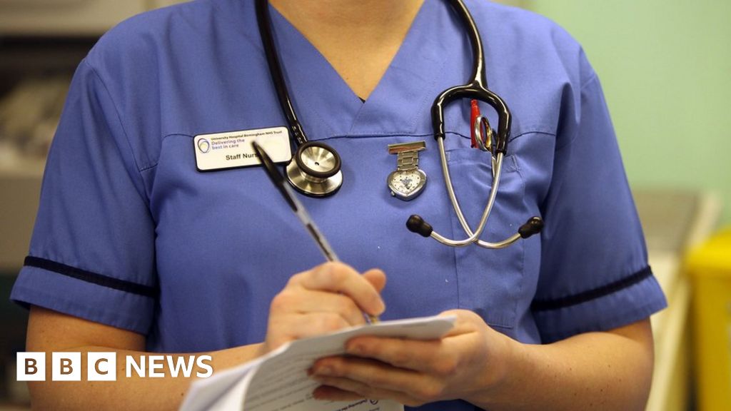 Ulster University nurse training fund 'cut by almost £1m' - BBC News