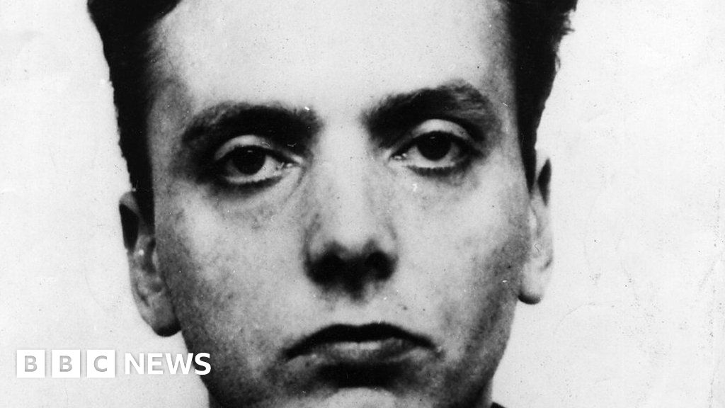 Ian Brady's lawyer on the killer's last hours - BBC News