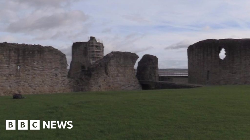 New Flint castle stairway opens up different views - BBC News