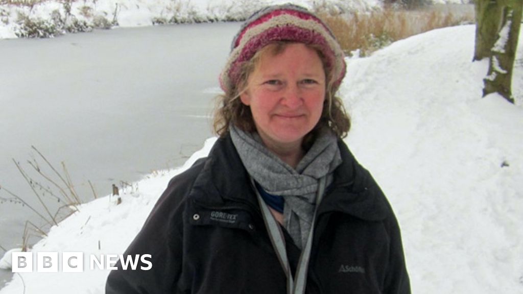 Bishop's Stortford families enter third day with little or no water