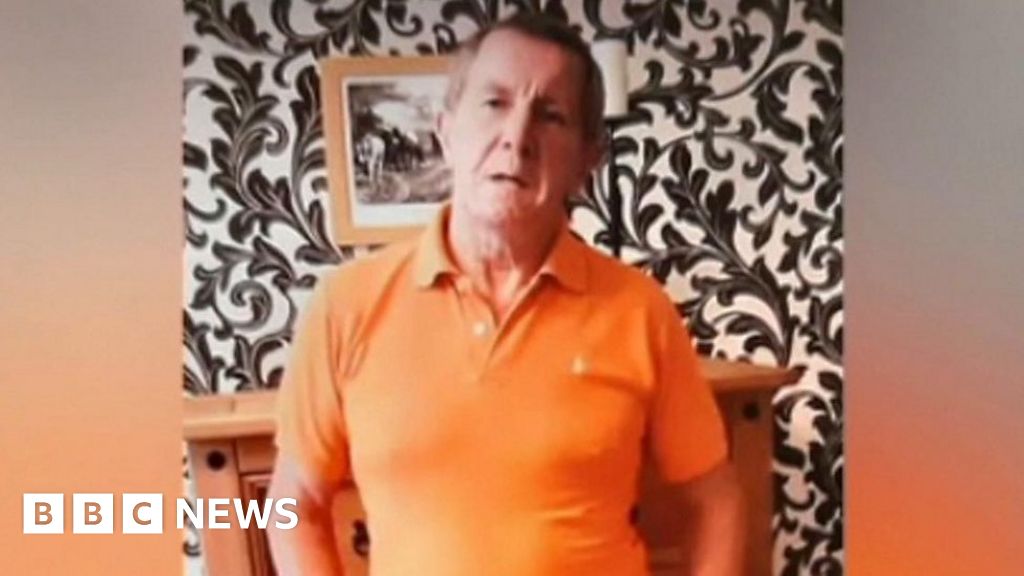 Richard Scatchard's body found in Watchet caravan - BBC News