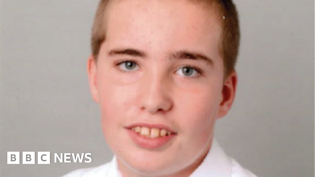 Boy crushed by wooden pole in Kelloholm identified