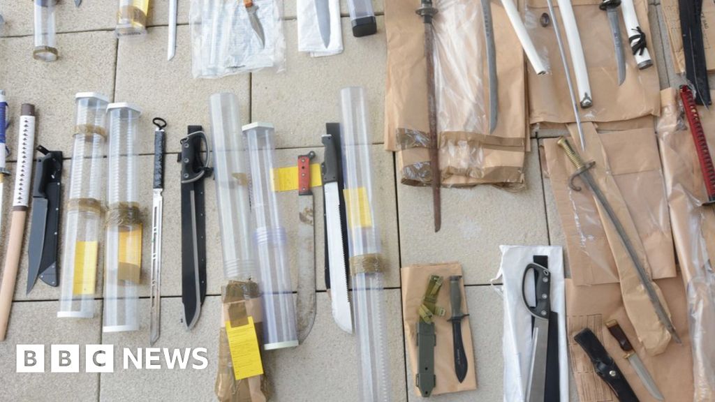 Leeds machete gang crackdown sees 22 arrests and weapons seized - BBC News