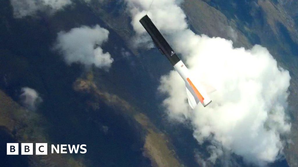 'First' commercial rocket launched from Scotland - BBC News