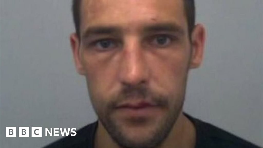 Stephen Keogh: Missing man's cause of death unknown - BBC News