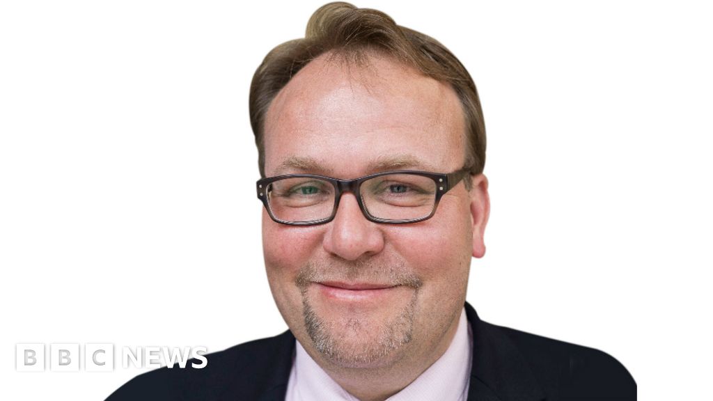 Clacton Labour candidate quits over 'Shylock' comment - BBC News