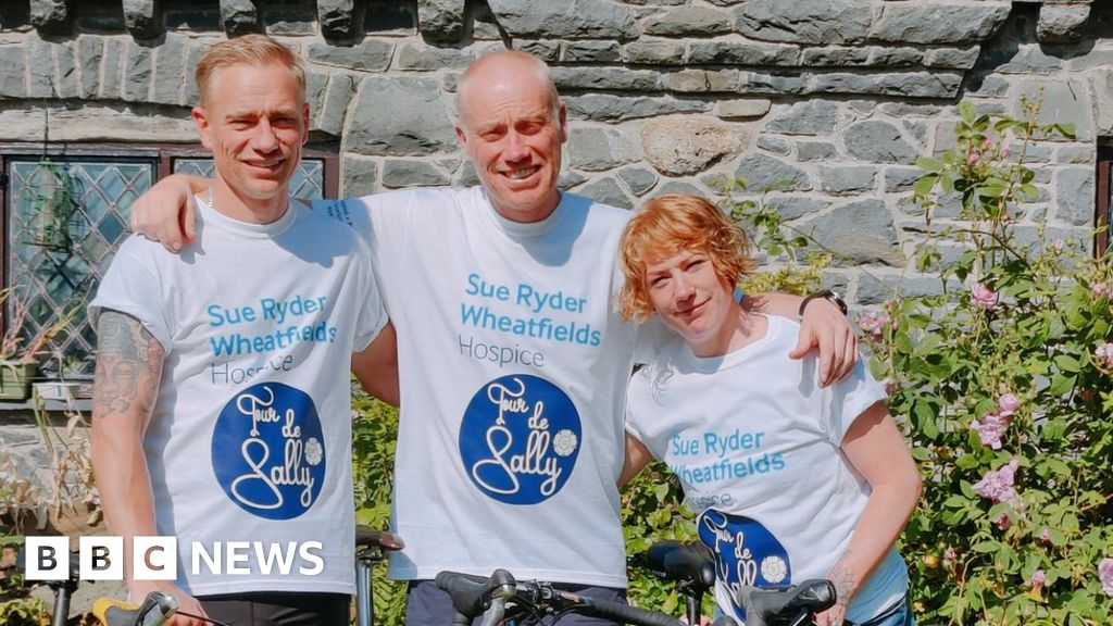 Siblings take on 186-mile Whitby to Sheffield cycle ride in mum's ...