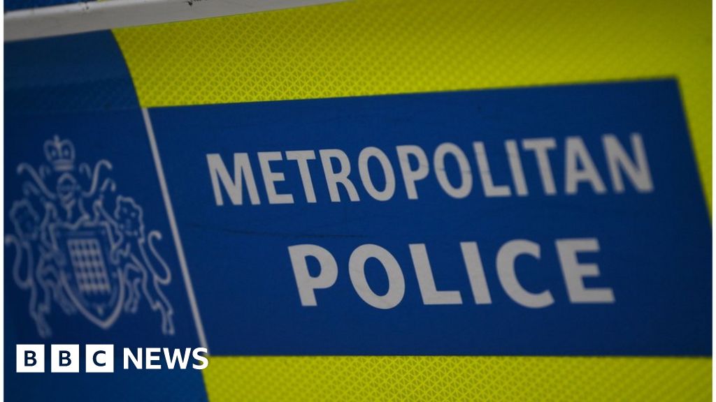 Ex-Met officer sentenced over unlawful searches on police systems