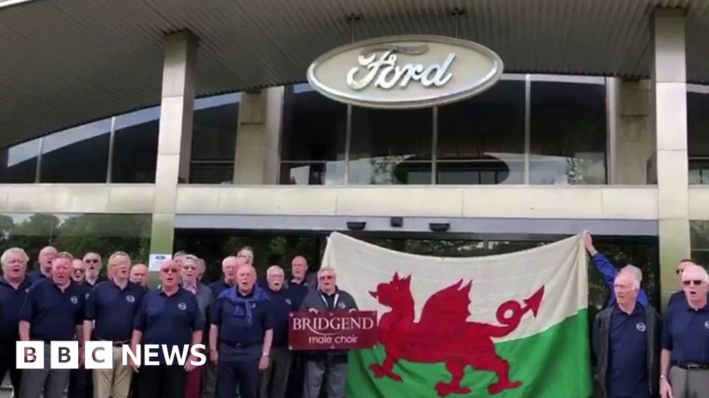 The town fighting the Ford factory closure - BBC News