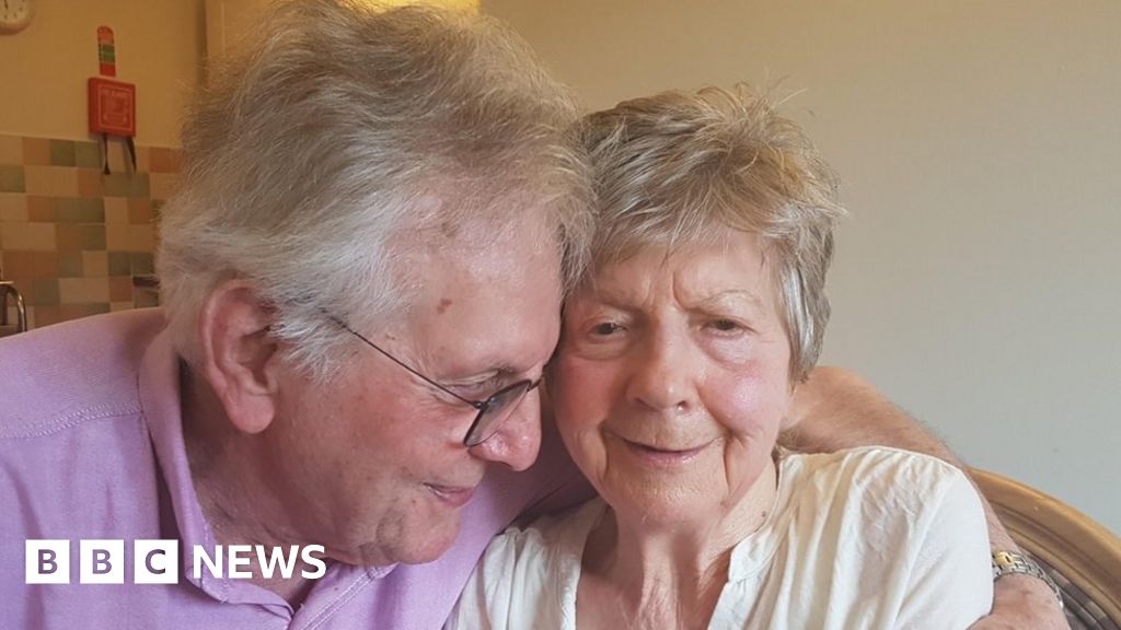 Coronavirus: Couple married for 63 years died days apart
