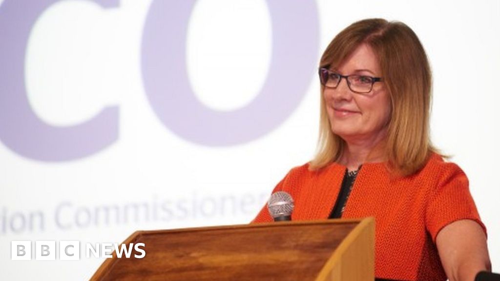 New commissioner sets out FOI plans - BBC News