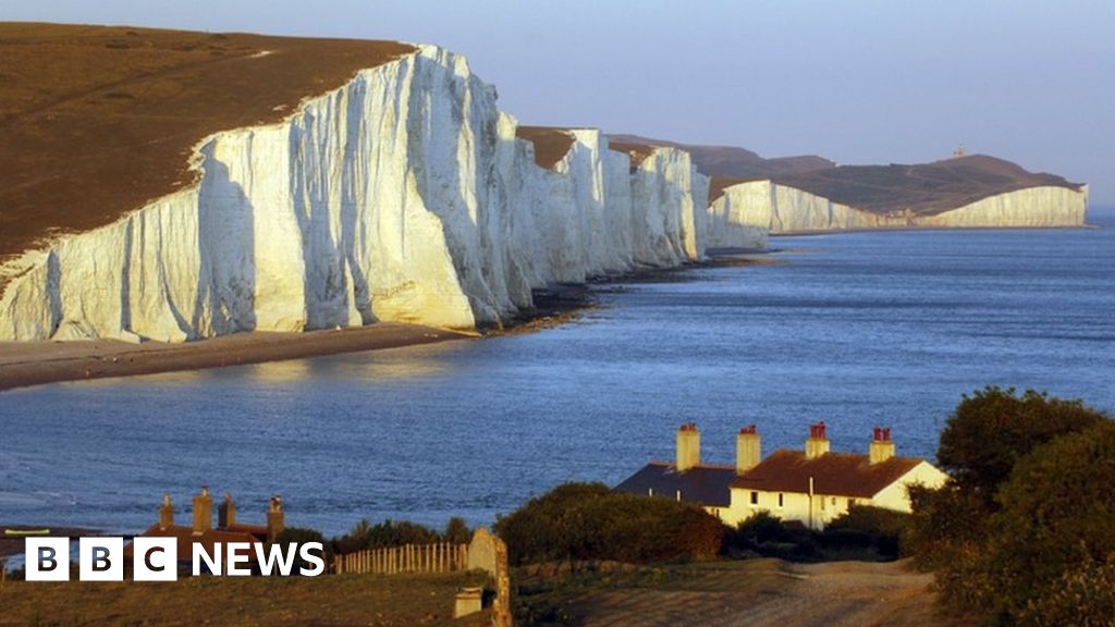 Cuckmere Haven: £1m 'needed to save clifftop cottages' - BBC News